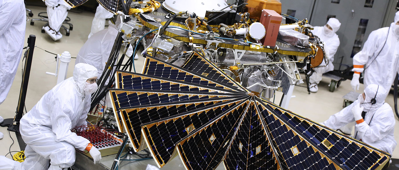 Mars Lander Stretches Its Wings - Research & Development World