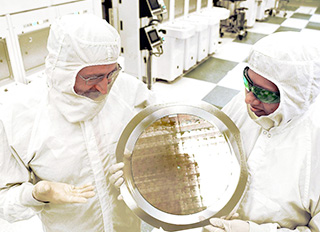 Research Alliance Produces First 7nm Node Test Chips, Clears Path for ...